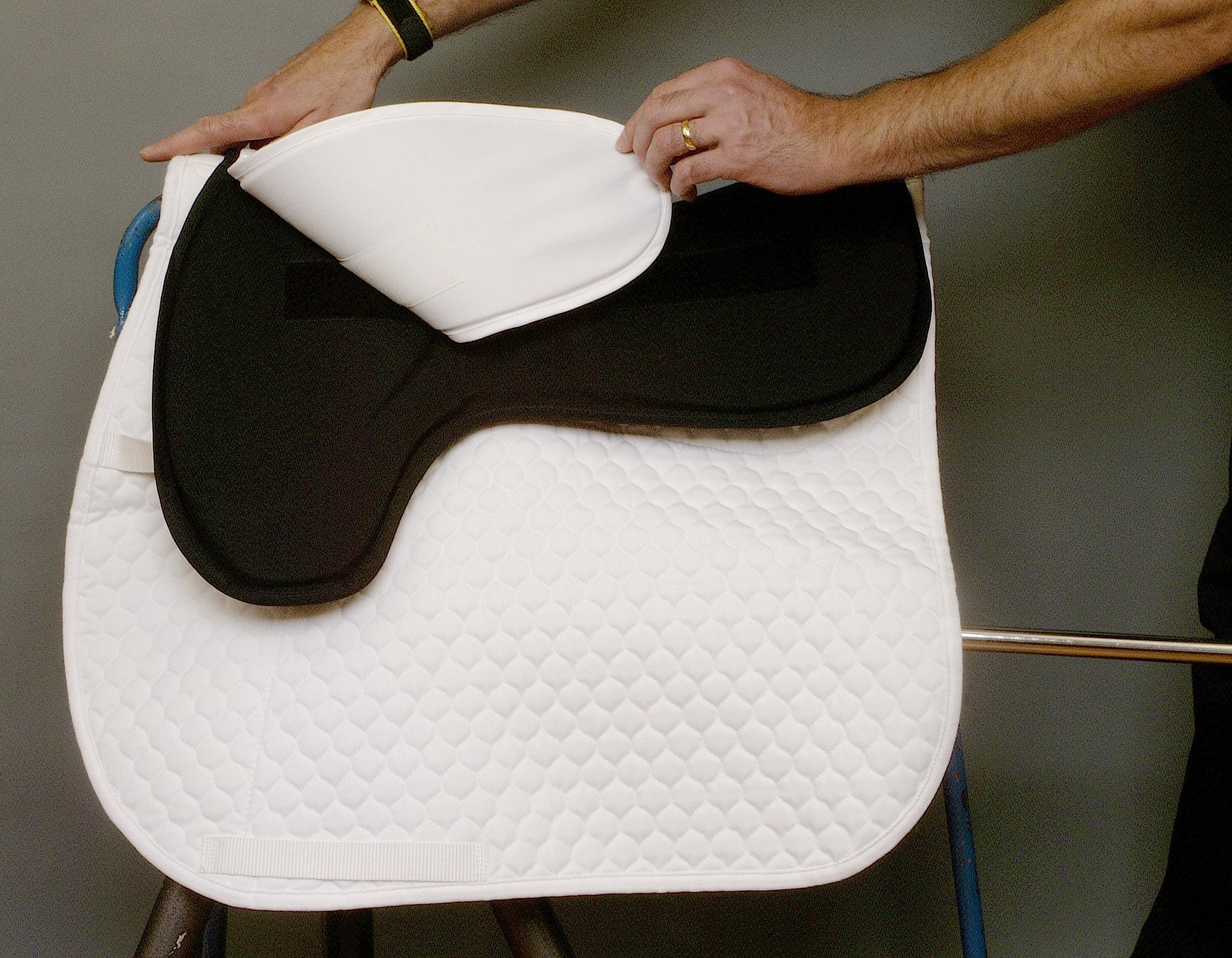 BALANCE Saddling - Using the BALANCE Pad System